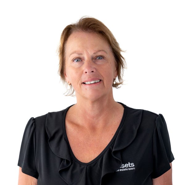 Michelle Hughes - Assets Real Estate - Portland and Heywood ...