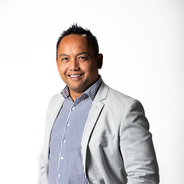 Kris Castillo - Vision Homes Real Estate - BRACKEN RIDGE - realestate ...