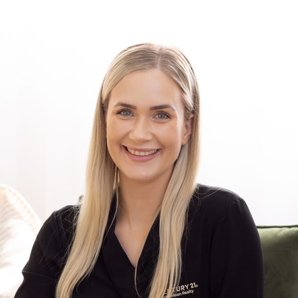 Kristen Mathiesen - Century 21 Aaron Moon Realty - Kirwan - realestate ...