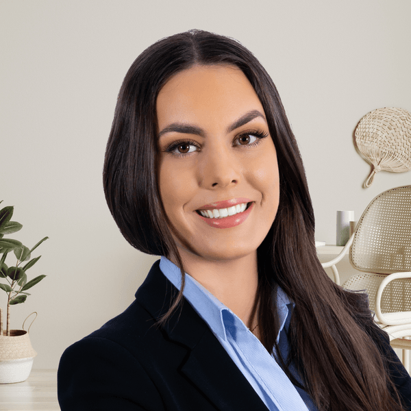 RACHEL POTTER - Richardson & Wrench - Point Clare - realestate.com.au