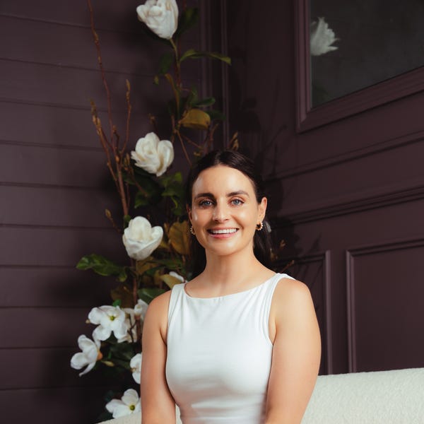 Molly Andrews - O'Neill Estate Agents - realestate.com.au