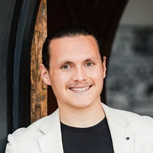 Lochie McMaster - Thomas & Associates Tasmania - realestate.com.au