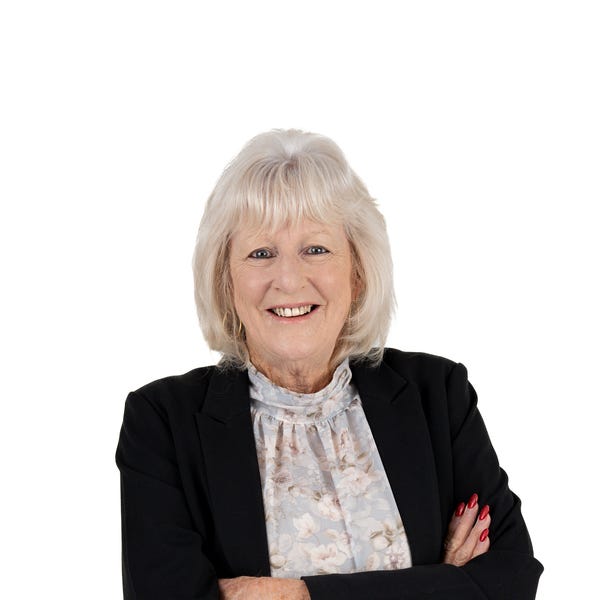 Susan Armstrong - Empire Property Management & Sales - JIMBOOMBA ...