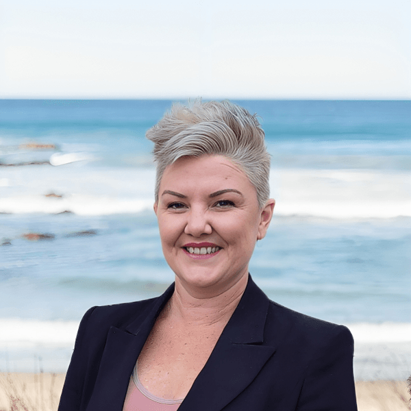 Dawn Mason - Ray White Ulladulla - - realestate.com.au