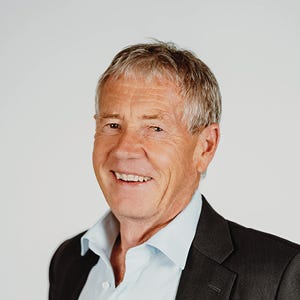 Russell Rogers - Resort Brokers Australia - South Brisbane - realestate ...