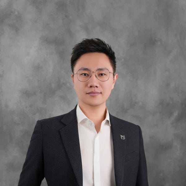 Hugh Yu - Moment Group - DOCKLANDS - realestate.com.au