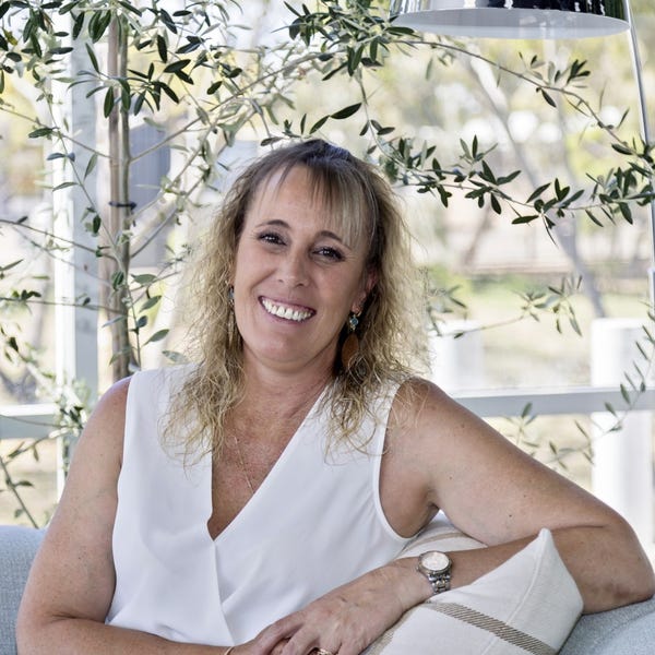 Tracey Wren - Century 21 Coast to Vines Group - NOARLUNGA CENTRE ...