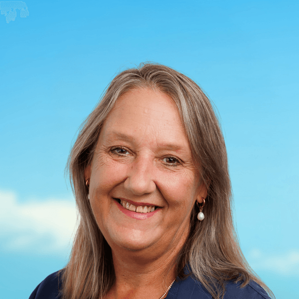 Kim Johnston - Smart Real Estate - CASUARINA - realestate.com.au