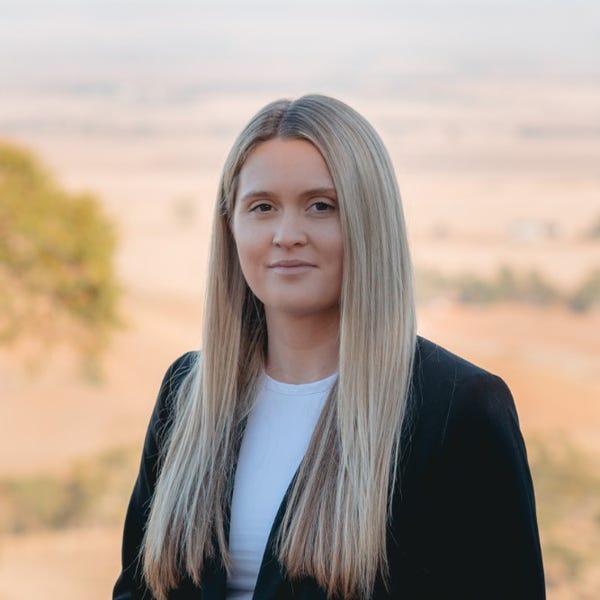 Elly Hoskin - Ray White Clare Valley - RLA 345261 - realestate.com.au