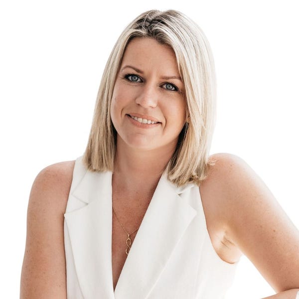 Zoe Hinton - REMAX Results - Morningside - realestate.com.au