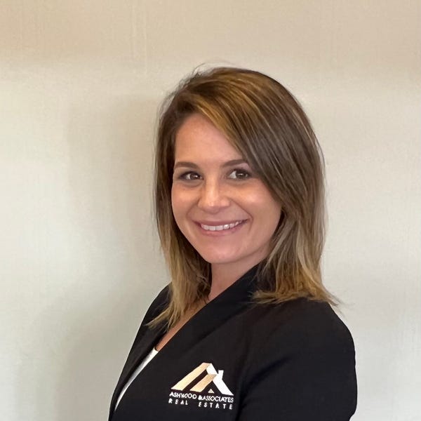 Brodie Beane - Ashwood & Associates Real Estate - BAIRNSDALE ...