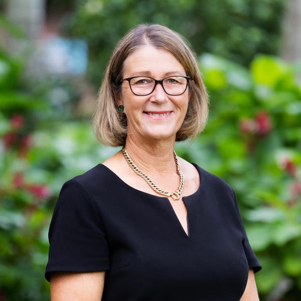 Robyn Bentley - Bentley Real Estate - PARK AVENUE - realestate.com.au