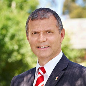 Bill Diamantopoulos - Barry Plant - Eltham - realestate.com.au