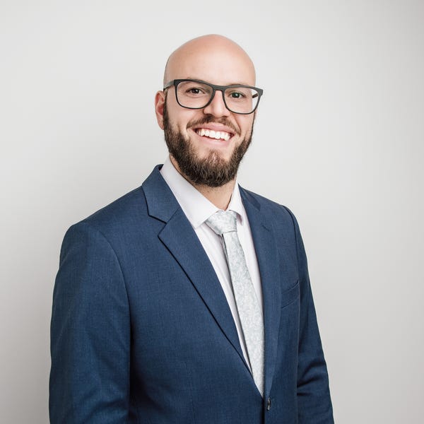 Simone Di Cesare - Earth's Agents - TRUGANINA - realestate.com.au