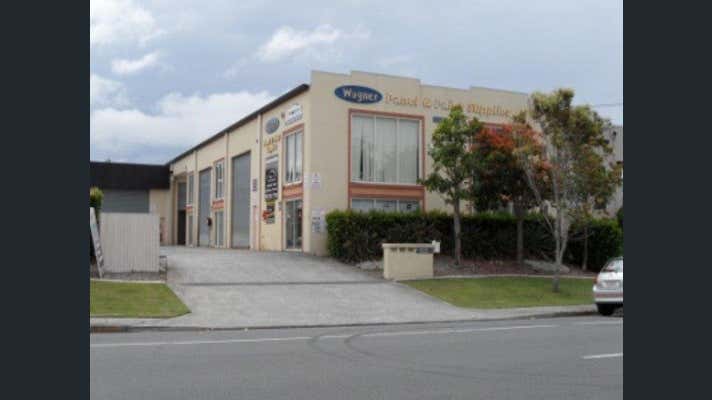 Leased Showroom & Large Format Retail at 1,2, 21,23 Ereton Drive ... Leased Showroom & Large Format Retail at 1,2, 21,23 Ereton Drive ...