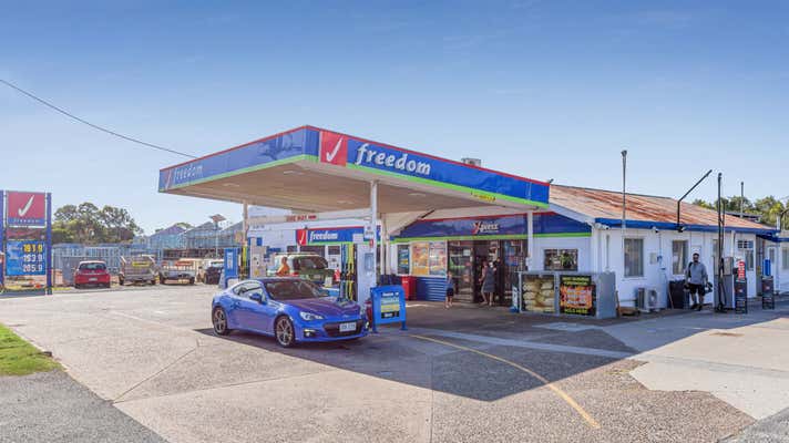 Sold Shop & Retail Property at 216 Colburn Avenue, Victoria Point, QLD ...