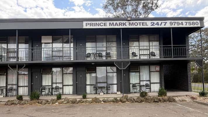 Prince Mark Motel, 4 Power Road, Doveton, VIC 3177 - Hotel, Motel ...