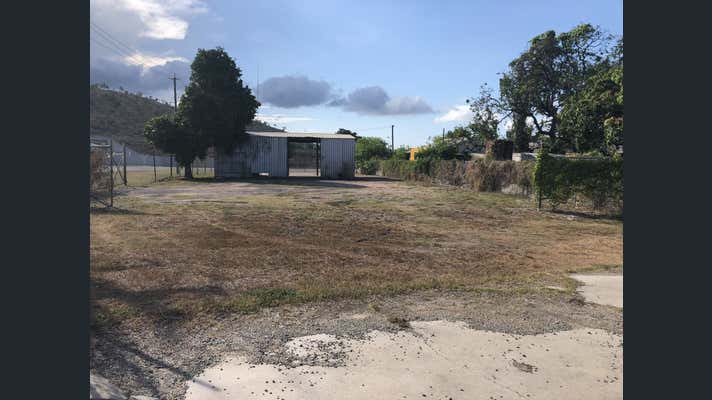 Leased Industrial & Warehouse Property at 4 Boyne Street, Stuart, QLD ...