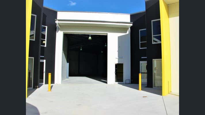 Leased Industrial & Warehouse Property at Palm Tree Estate, Unit 5, 3 ...