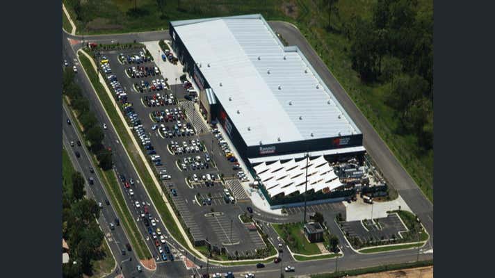 Sold Showroom & Large Format Retail at Corner Anzac Avenue & Bremner ...