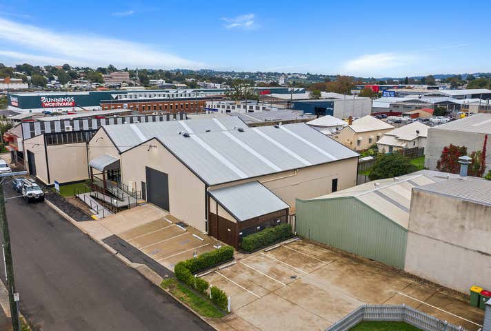 Commercial Real Estate & Property For Lease in Toowoomba City, QLD 4350