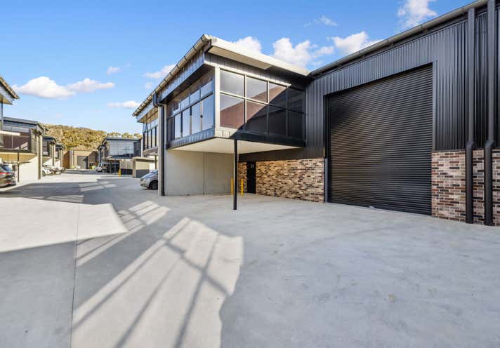 25 Val Reid Crescent, Hume, ACT 2620 - Industrial & Warehouse Property ...