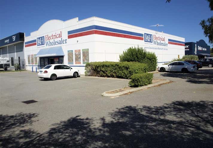 Leased Showroom & Large Format Retail at 2/2 Pickard Avenue, Rockingham ...