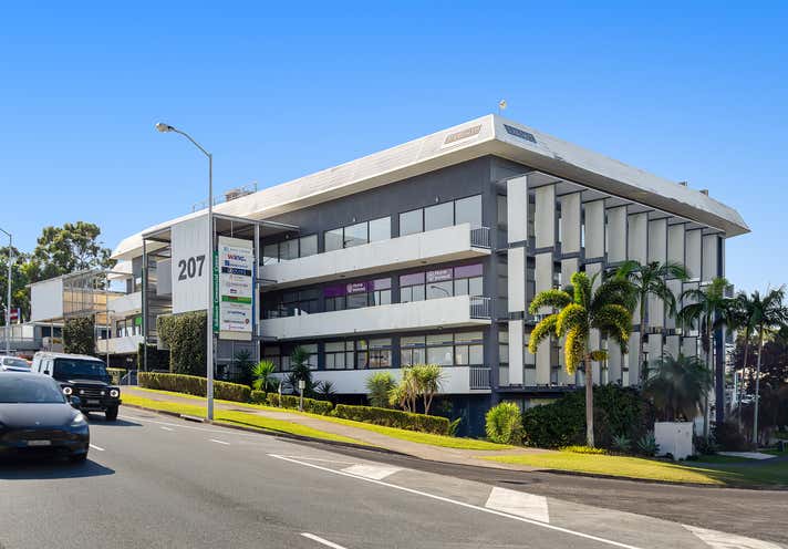 Ashmore Commercial Centre 207 Currumburra Road, Ashmore, QLD 4214 ...