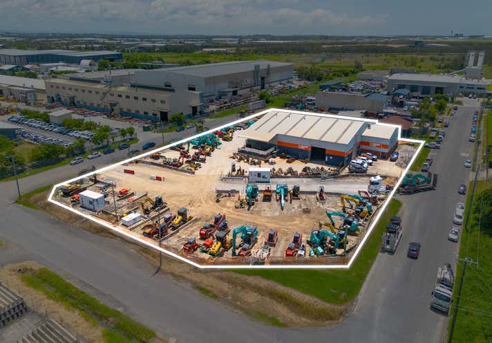 Sold Industrial & Warehouse Property at 57 Unwin Street, Pinkenba, QLD ...