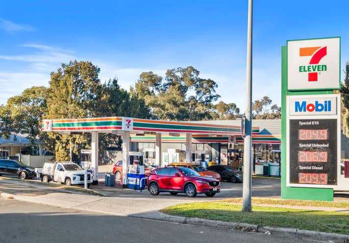 Sold Shop & Retail Property at 7-Eleven, 2 Chinner Crescent, Melba, ACT 2615 - realcommercial