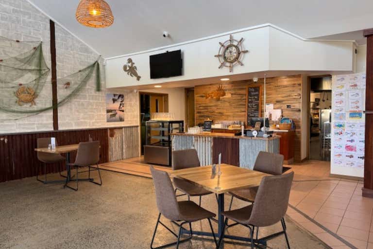 The Rusty Gurnard, 85-87 Lewis Street, Port Welshpool, VIC 3965 - Hotel ...