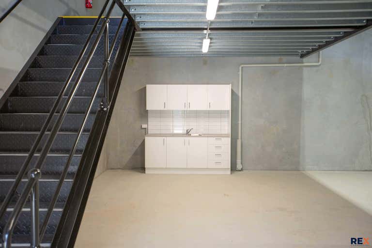 17 Middle Road, Hillcrest, QLD 4118 - Industrial & Warehouse Property ...