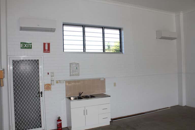4/239 Nicklin Way, Warana, QLD 4575 - Shop & Retail Property For Lease ...