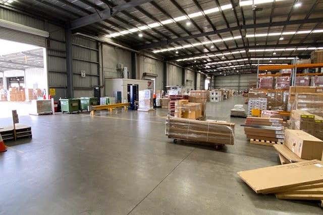 40 Fulton Drive, Derrimut, VIC 3026 - Industrial & Warehouse Property ...
