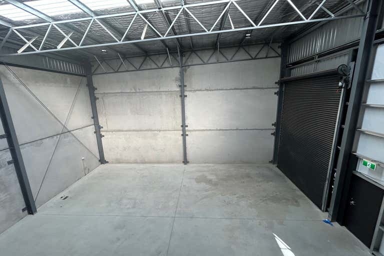 Leased Industrial & Warehouse Property at 8/98 Sawmill Circuit, Hume ...