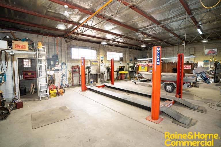 Leased Industrial & Warehouse Property at 5/73 Dobney Avenue, Wagga ...
