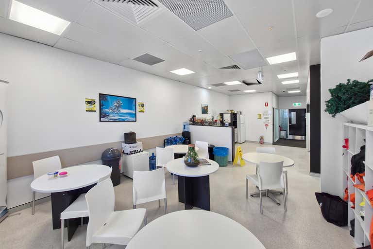 Level 1, Office 2/93 Goondoon Street, Gladstone Central, QLD 4680 ...