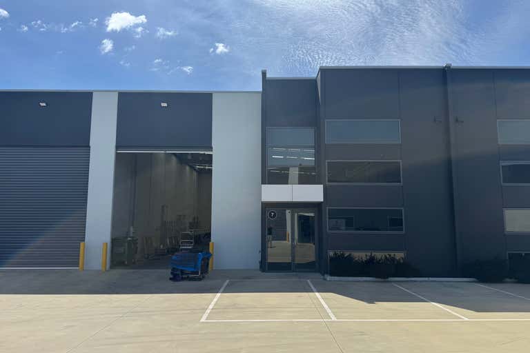 7 Flatland Close, Pakenham, VIC 3810 - Industrial & Warehouse Property ...