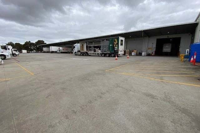 40 Fulton Drive, Derrimut, VIC 3026 - Industrial & Warehouse Property ...