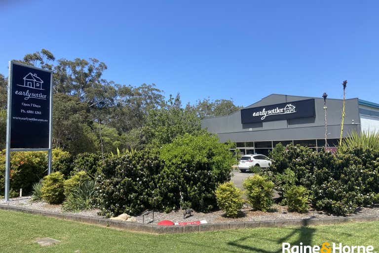 Sold Showroom & Large Format Retail at 140 Lake Road, Port Macquarie ...