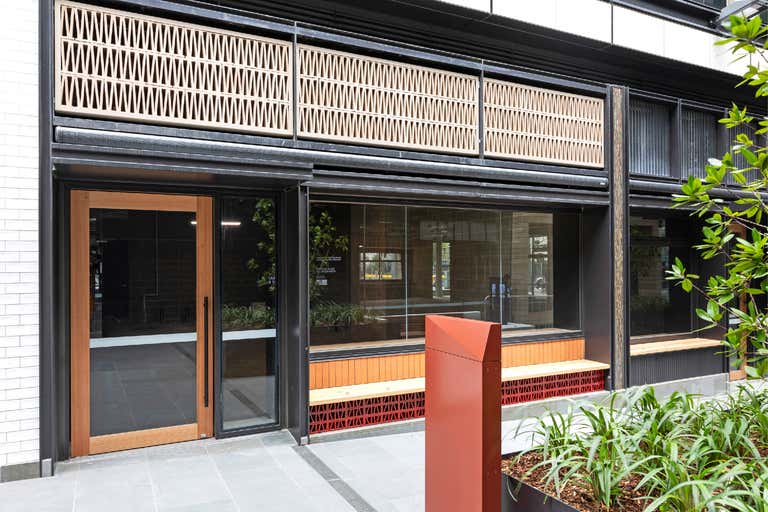 Melbourne Quarter, 695 Collins Street, Melbourne, VIC 3000 - Shop ...