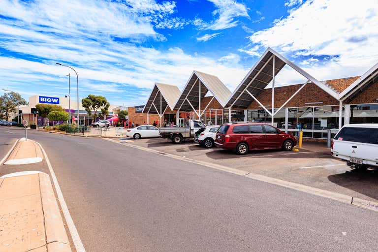 Wharflands Plaza, 17 Tassie Street, Port Augusta, SA 5700 - Shop ...