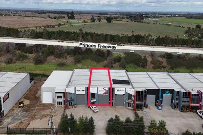 Sold Industrial & Warehouse Property at 2/32 Bate Close, Pakenham, VIC ...