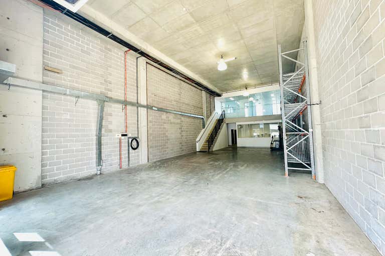 Leased Industrial & Warehouse Property at 1.09, 100 Collins Street ...