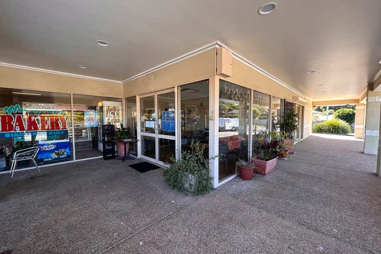 Leased Shop & Retail Property at 2/5 Trevally Crescent, Manly West, QLD ...