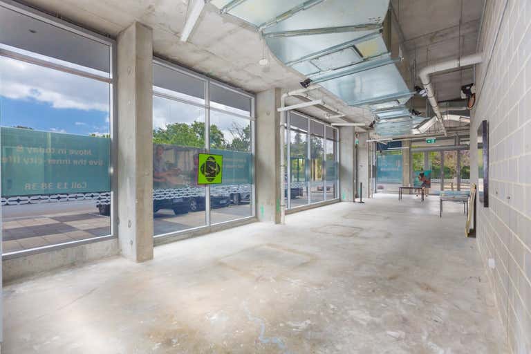 Queens Riverside, 8-10 Adelaide Terrace, East Perth, WA 6004 - Shop ...