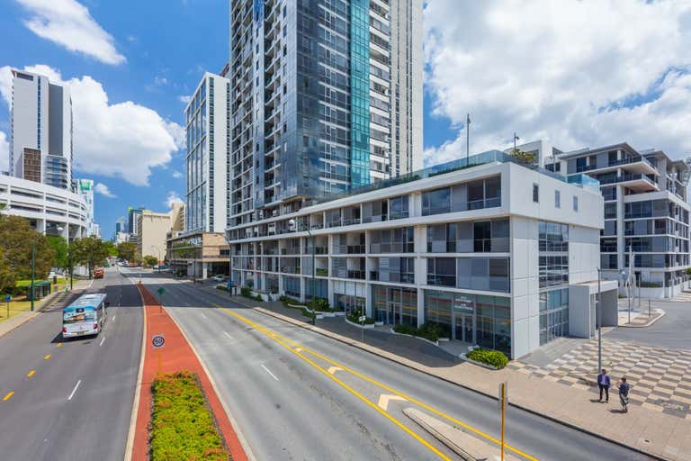 Queens Riverside, 8-10 Adelaide Terrace, East Perth, WA 6004 - Shop ...