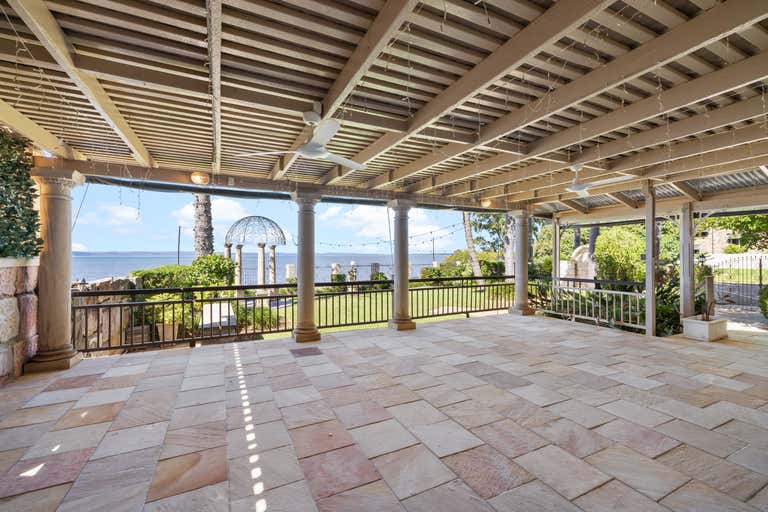 Sold Shop & Retail Property at 149 Shore Street North, Cleveland, QLD ...