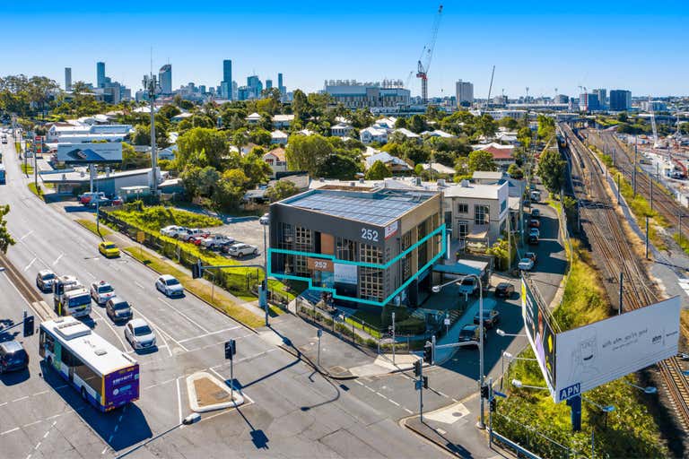 252 Annerley Road, Dutton Park, QLD 4102 - Office For Lease ...
