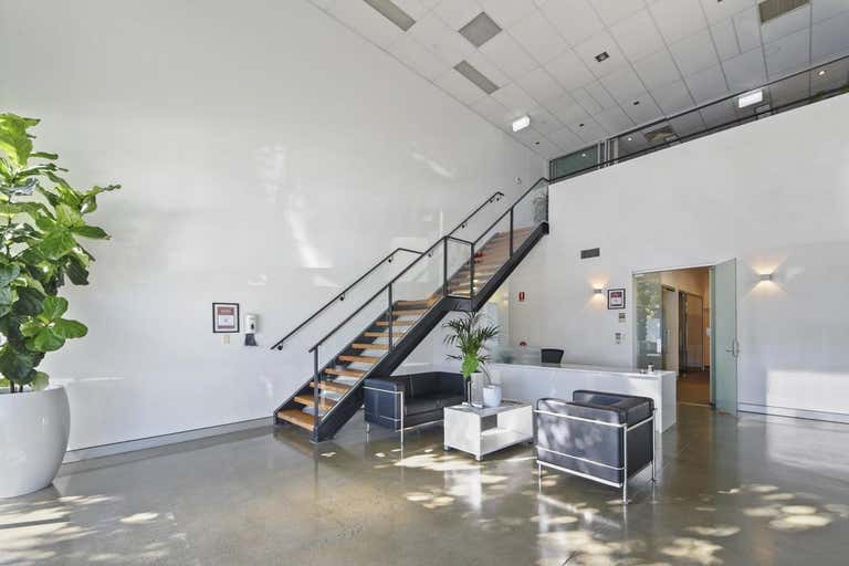 8/8 Navigator Place, Hendra, QLD 4011 - Industrial & Warehouse Property ...